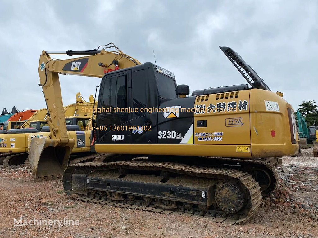 Caterpillar 323D2L bager guseničar