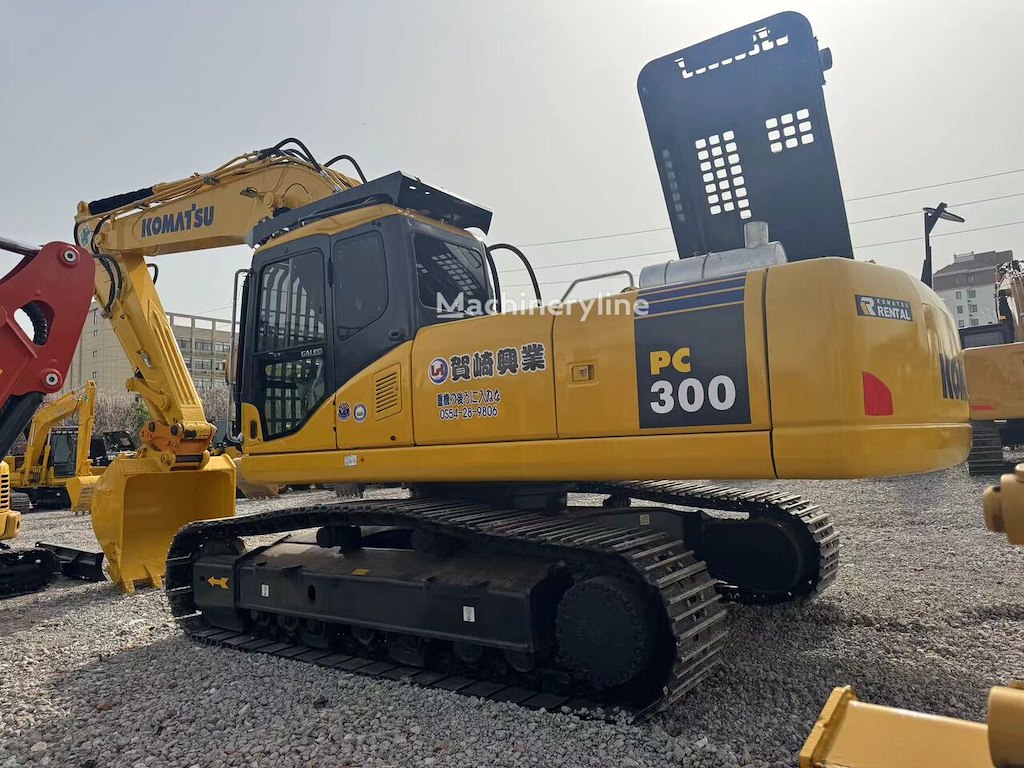 Komatsu PC300-7 bager guseničar