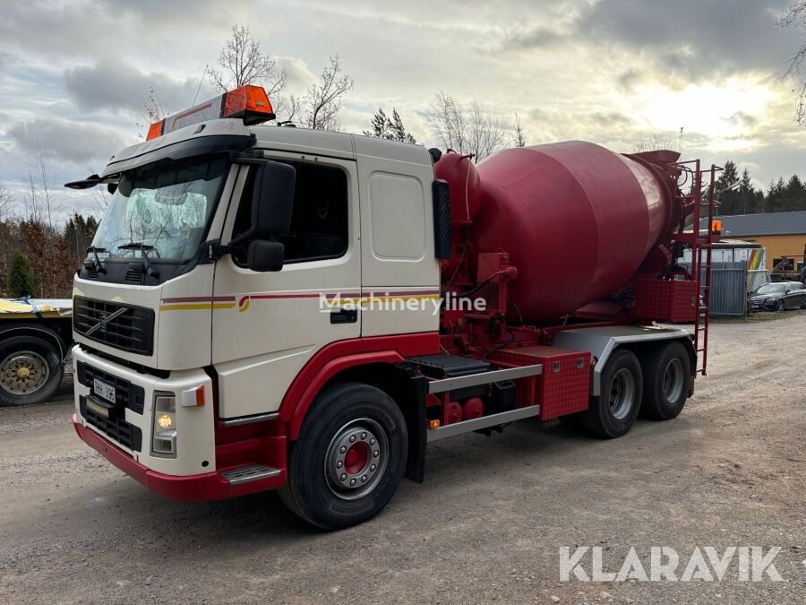 Prodaje se Volvo FM12 6x4 kamion s mešalicom za beton na aukciji