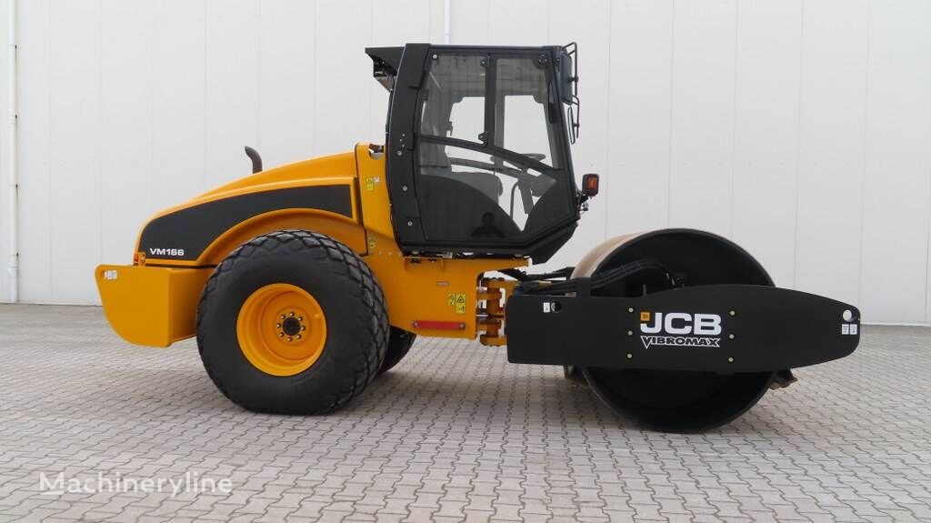 Novi JCB VM200D kompaktor s jednim valjkom