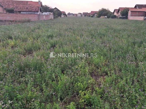 Građevinski plac na odličnoj lokaciji