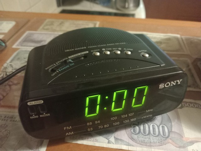 Sony Sat/Radio/Budilnik