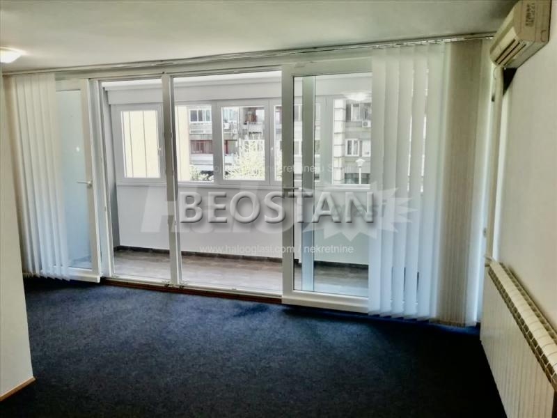 Novi Beograd - Blok 22 #59885 750 €