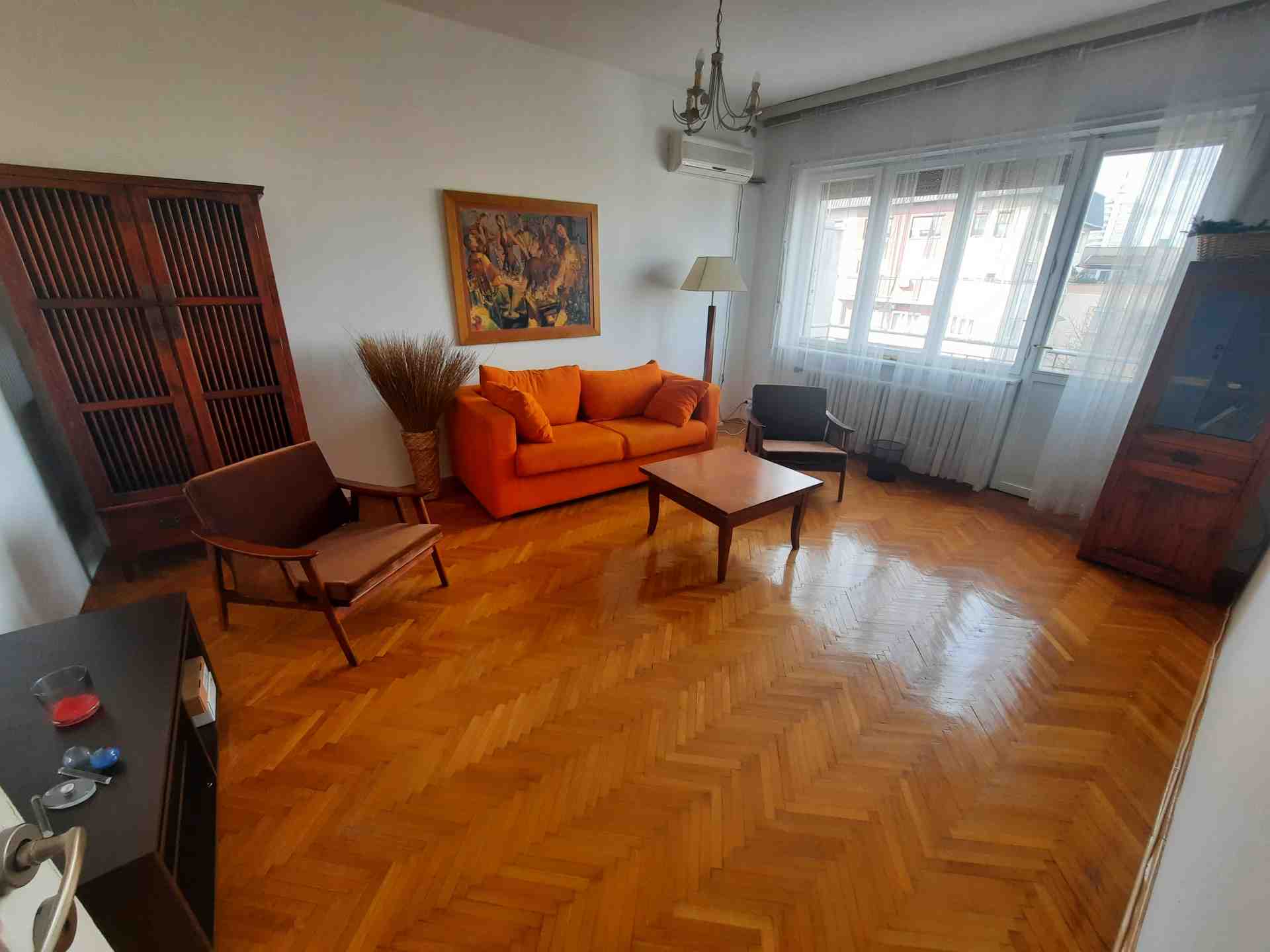 Skupština, 2.0 namešten ID#85211 850 €