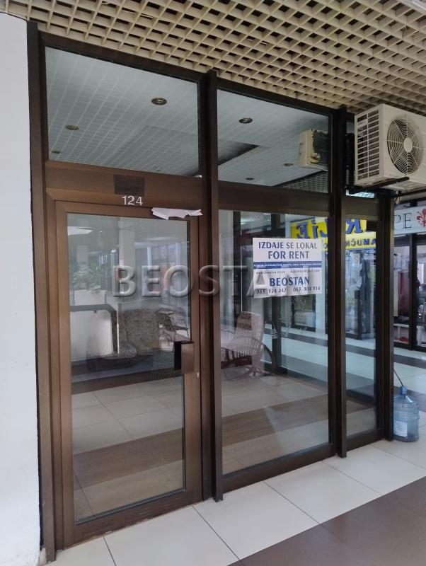 Lokal - Banjica #2458313 300 €