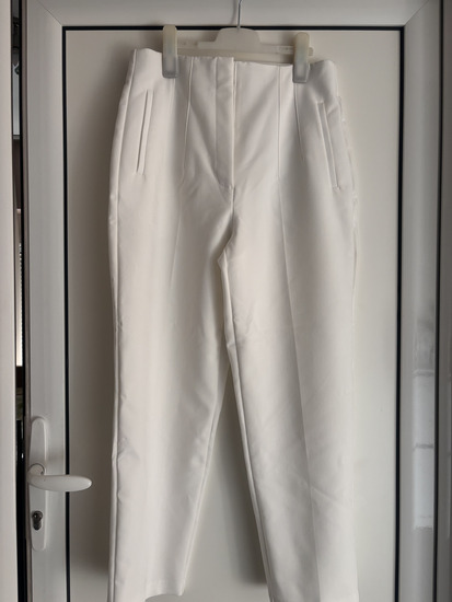 Zara bele pantalone L