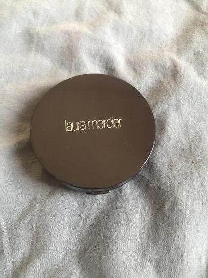 Laura Mercier