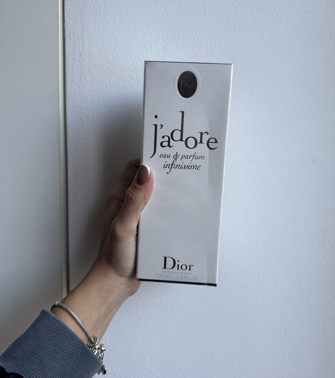 Dior jadore parfem