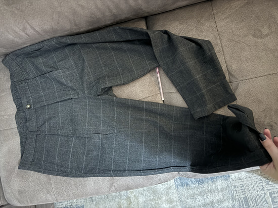 Zara moderne pantalone