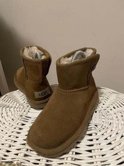 Ugg cizmice