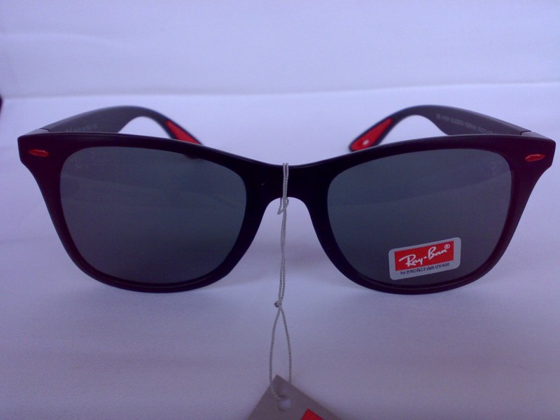 Ray Ban 4195M Ferrari