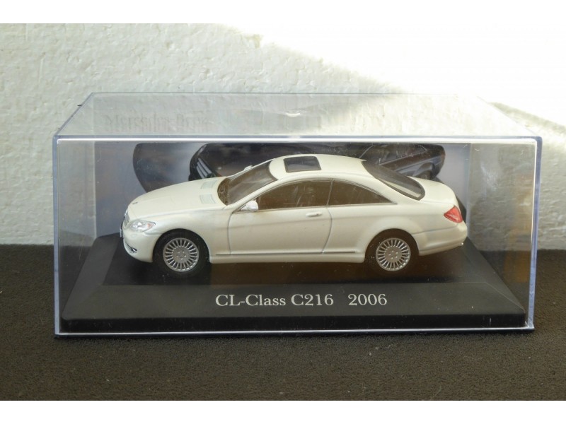 Mercedes Benz C216 1:43 IXO