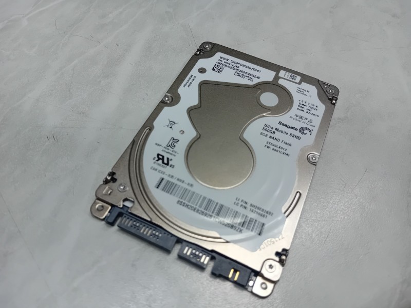 hard disk 2,5 Seagate ultra mobile SSHD 500Gb SATA