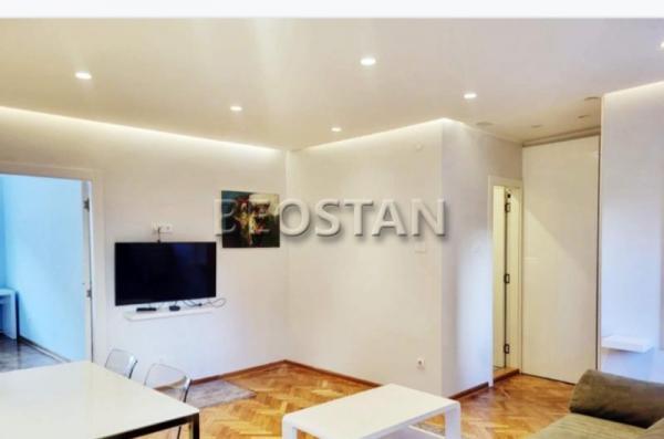 Knez Mihailova, Dvosoban stan za izdavanje, 51m2, 1.200€