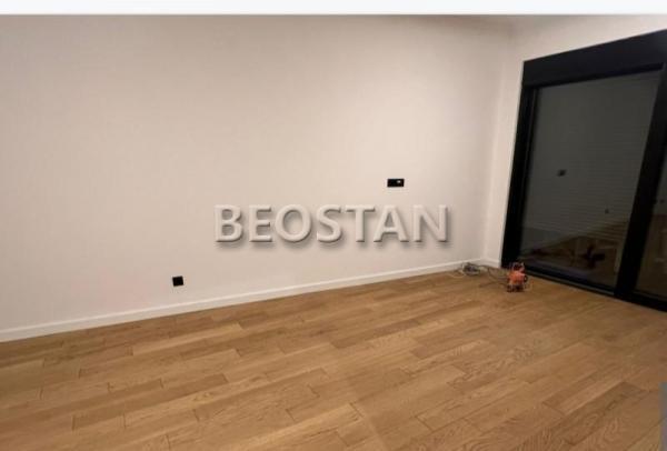 Cerska, Trosoban stan za izdavanje, 110m2, 1.200€