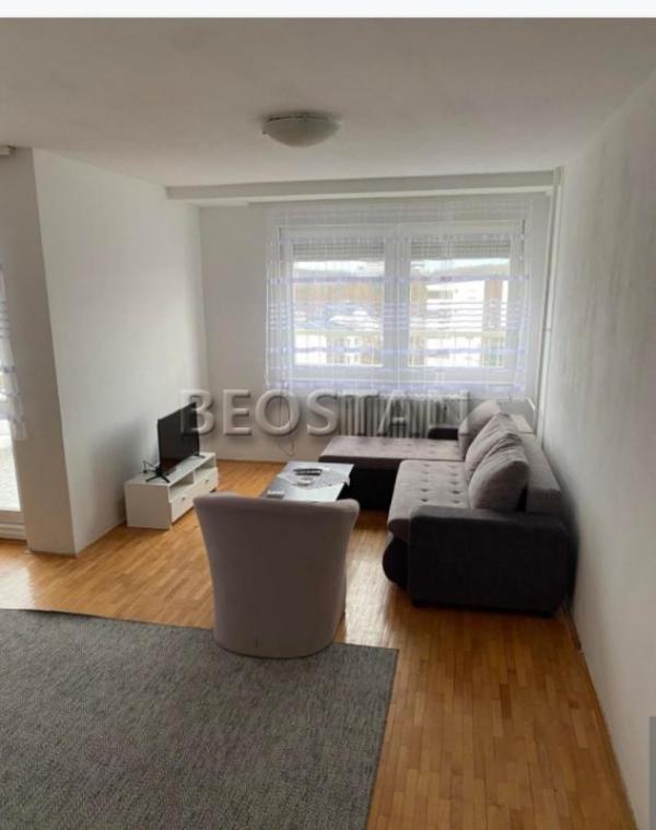 Kostolačka, Trosoban stan za izdavanje, 80m2, 780€