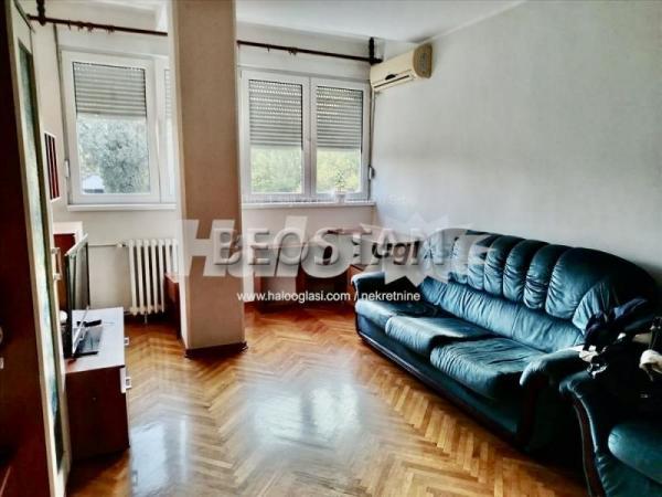 Omladinskih Brigada, Dvosoban stan za izdavanje, 41m2, 600€