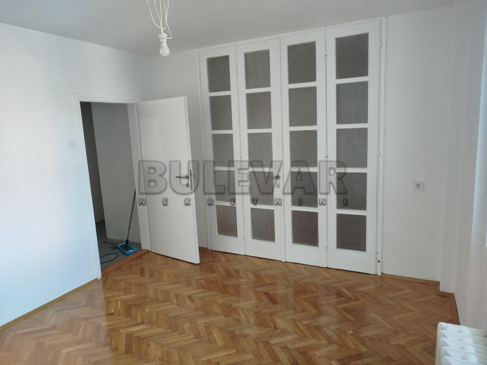 Kneginje Ljubice, Troiposoban stan za izdavanje, 88m2, 500€