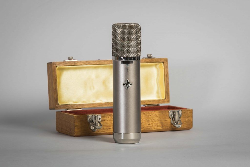 TELEFUNKEN - ELA M 251T