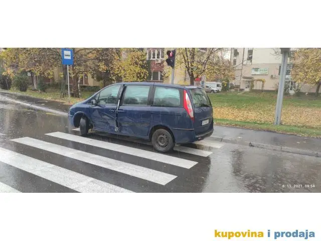 Fiat Ulysse 2003. godište/7 sedišta -havarisan u voznom stanju!