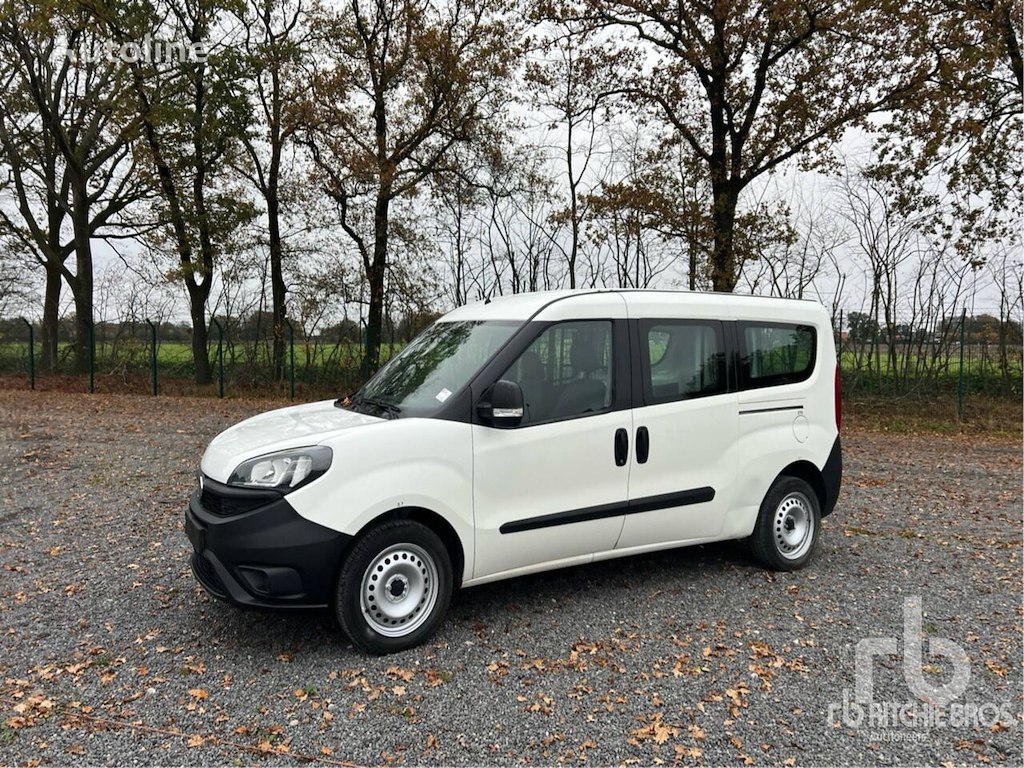 Prodaje se FIAT DOBLO 1.4I 16V laki furgon na aukciji