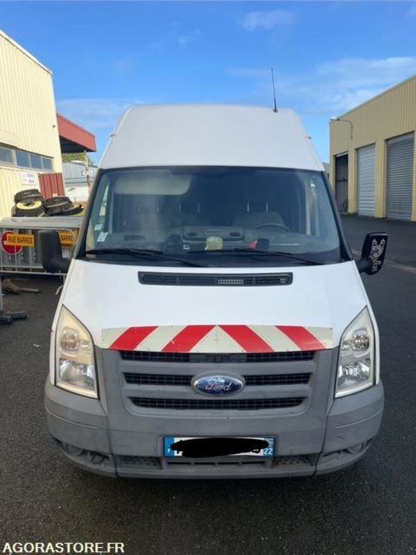 Prodaje se Ford TRANSIT minibus furgon na aukciji