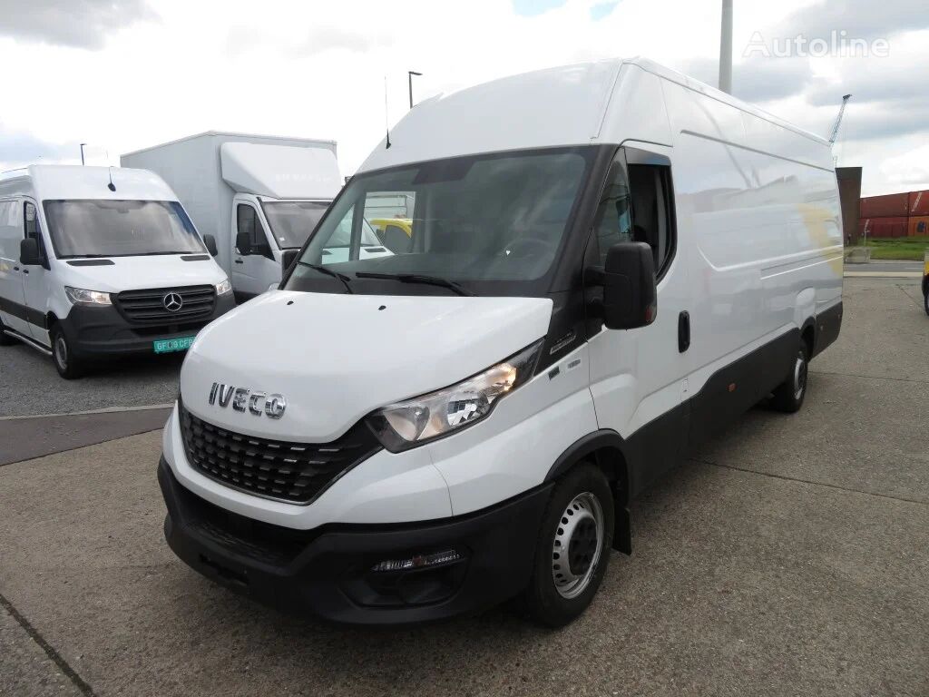 IVECO DAILY 35 S 16 A8 different location: TRUCK TRADING MALMEDY minibus furgon