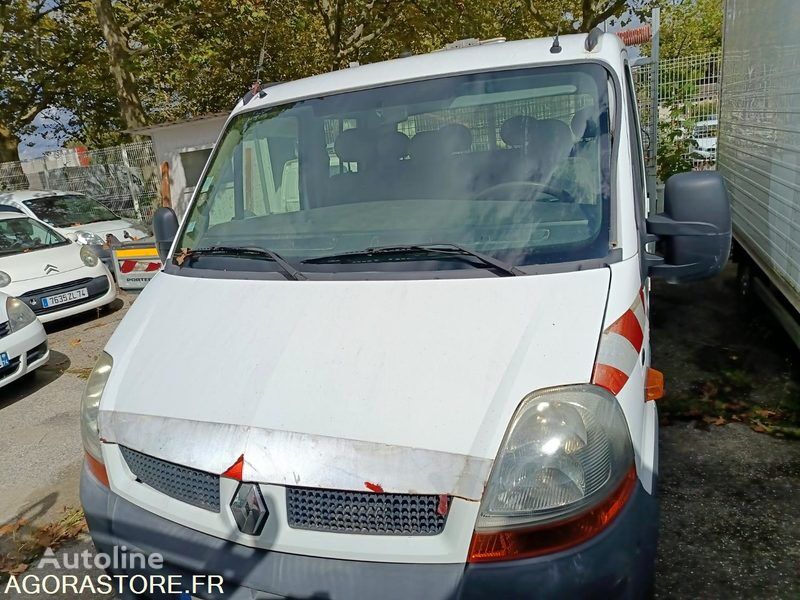 Prodaje se Renault Master kiper na aukciji