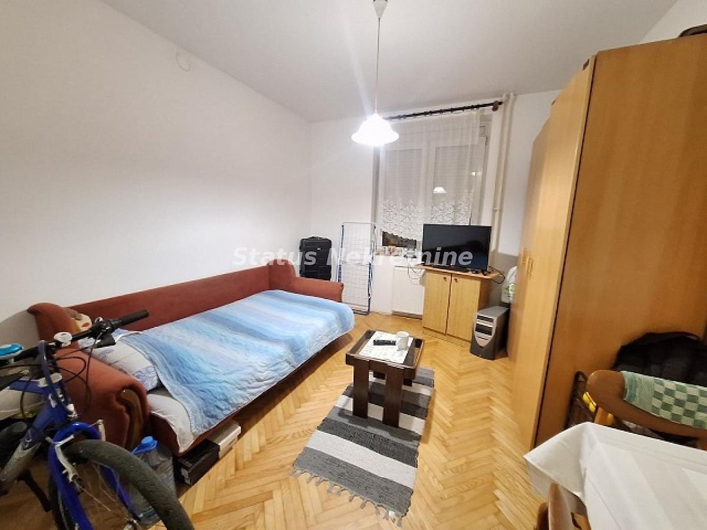 NAMEŠTENA GARSONJERA 20M2 GRBAVICA 230EU