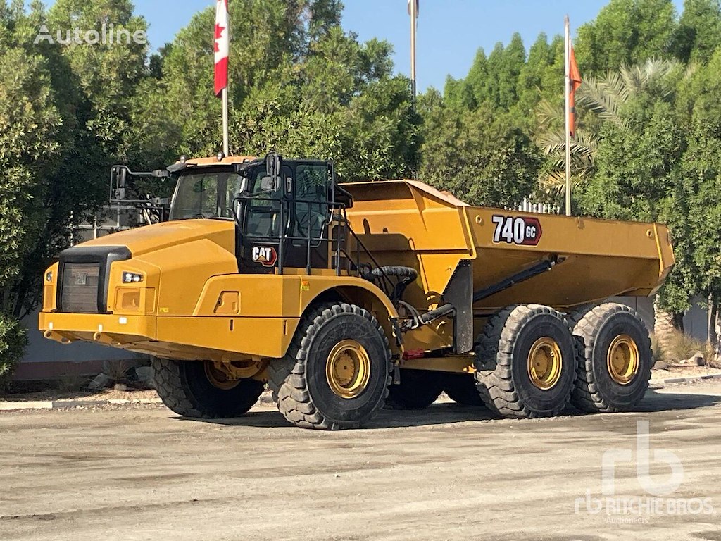 Prodaje se Caterpillar 740GC kiper na aukciji