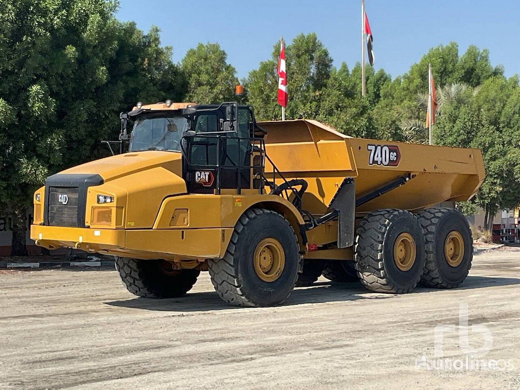 Prodaje se Caterpillar 740GC kiper na aukciji