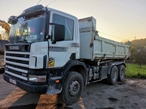 Prodaje se Scania CB6X4/23 kiper na aukciji