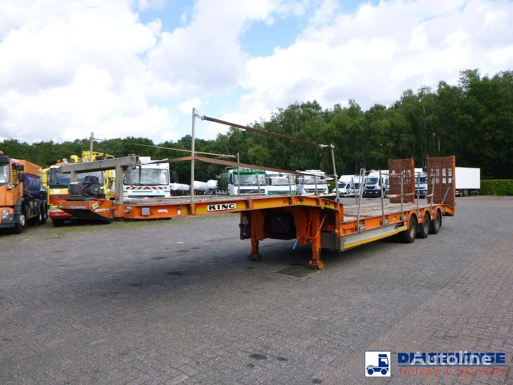 King 3-axle semi-lowbed trailer 44T + ramps poluprikolica sa niskom platformom