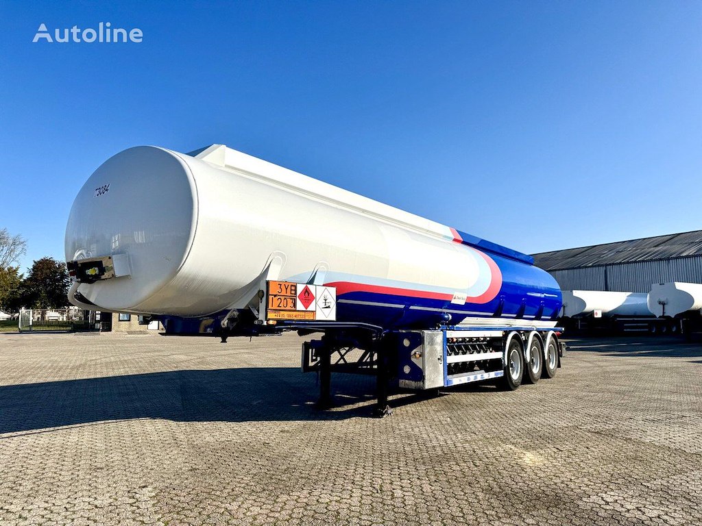 LAG FUEL tanker LGBF 42.000ltr-6 comp + PUMP - TOP** cisterna za goriva i maziva