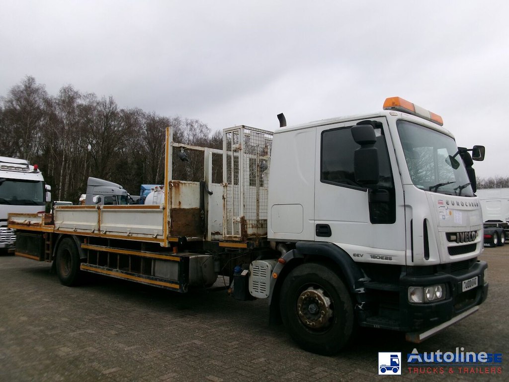 IVECO Eurocargo ML180E25 4x2 RHD kamion s ravnom platformom