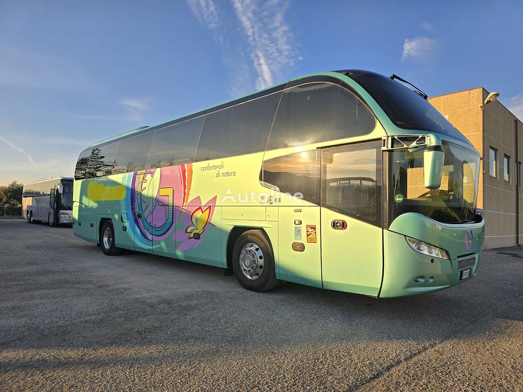 Neoplan Cityliner N1216 HD turistički autobus