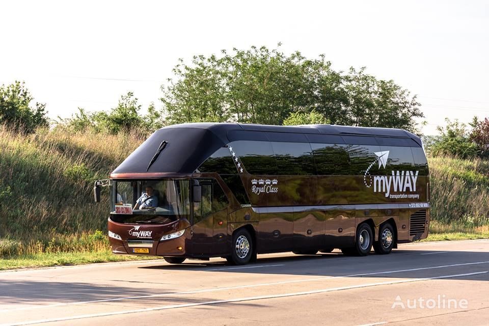 Neoplan Skyliner turistički autobus