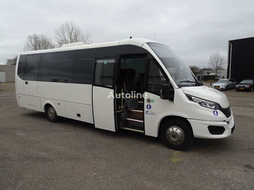 Novi IVECO Rosero First euro 6e NEW 31 seats in stock turistički autobus