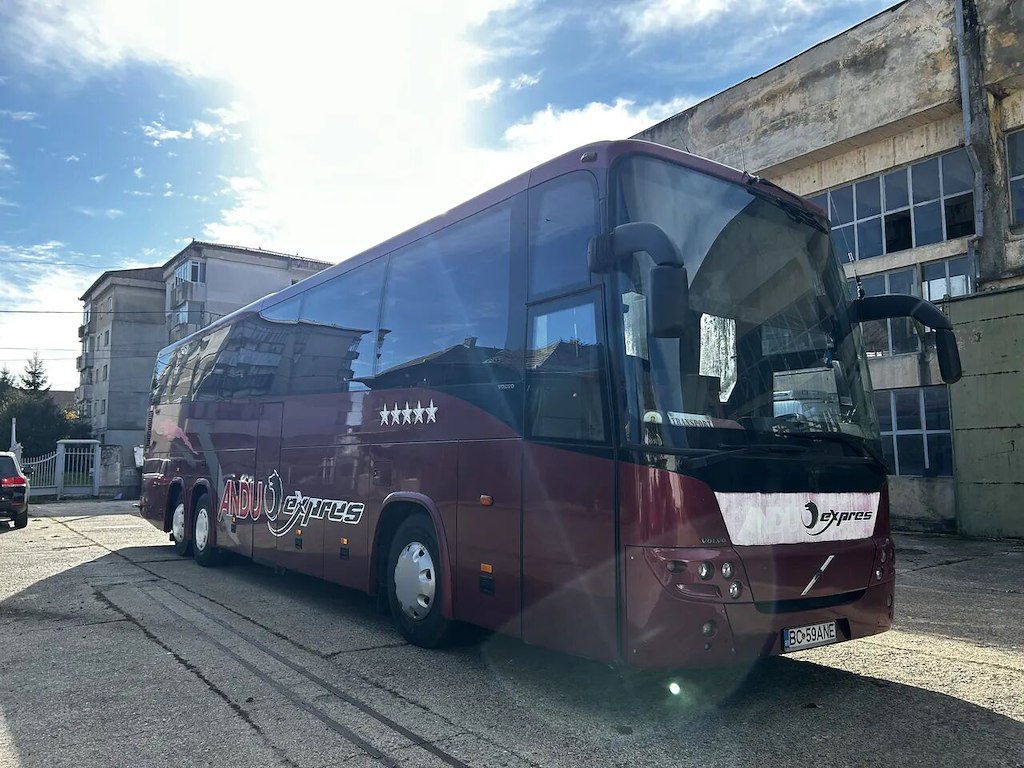 Prodaje se Volvo 9900 turistički autobus na aukciji