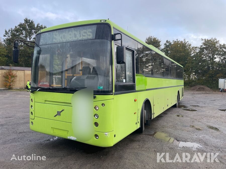 Prodaje se Volvo B7R prigradski autobus na aukciji