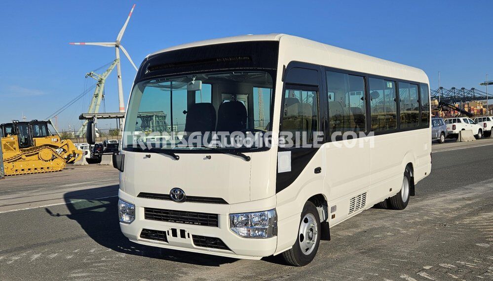 Toyota Coaster prigradski autobus