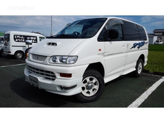 Mitsubishi DELICA SPACEGEAR putnički minibus