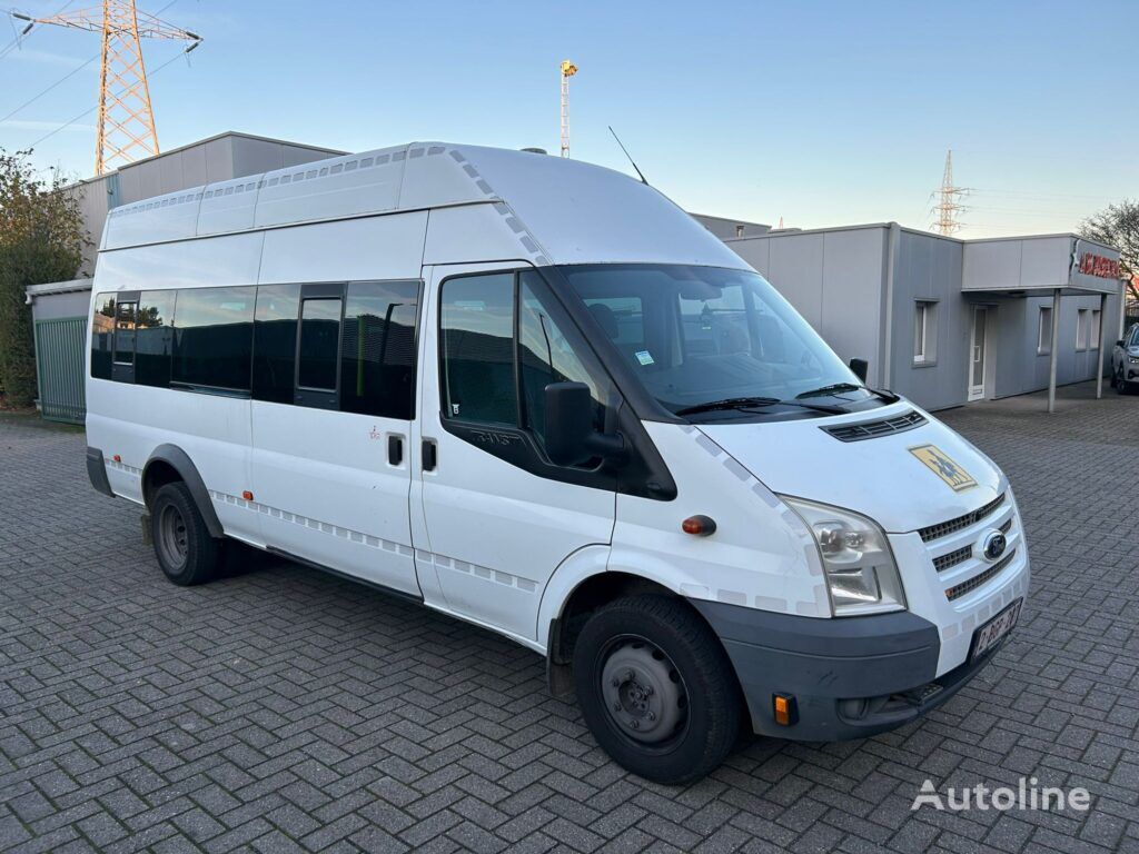 Ford Transit putnički minibus