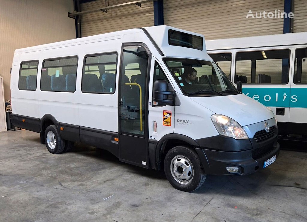 IVECO DAILY putnički minibus