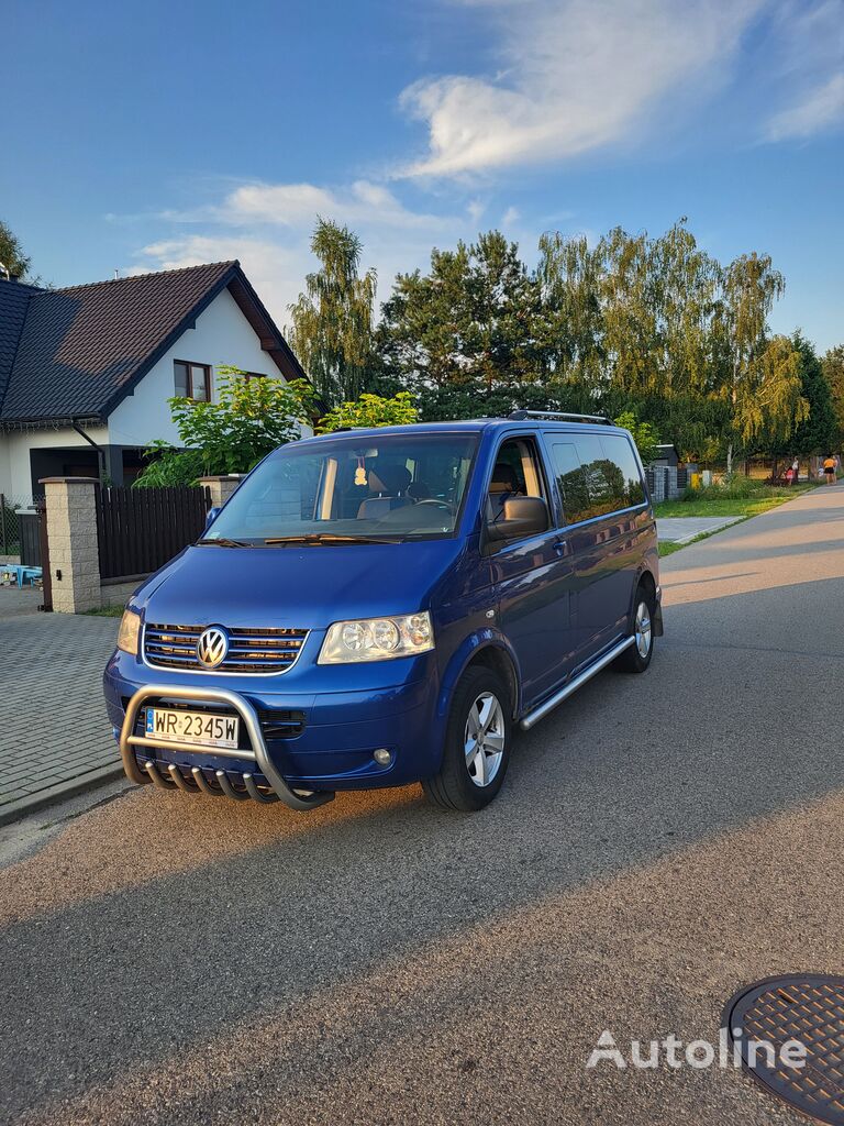 Volkswagen Caravelle putnički minibus