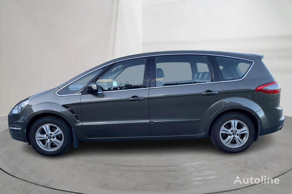 Prodaje se Ford S-MAX minivan na aukciji