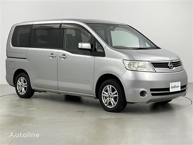 Nissan SERENA minivan