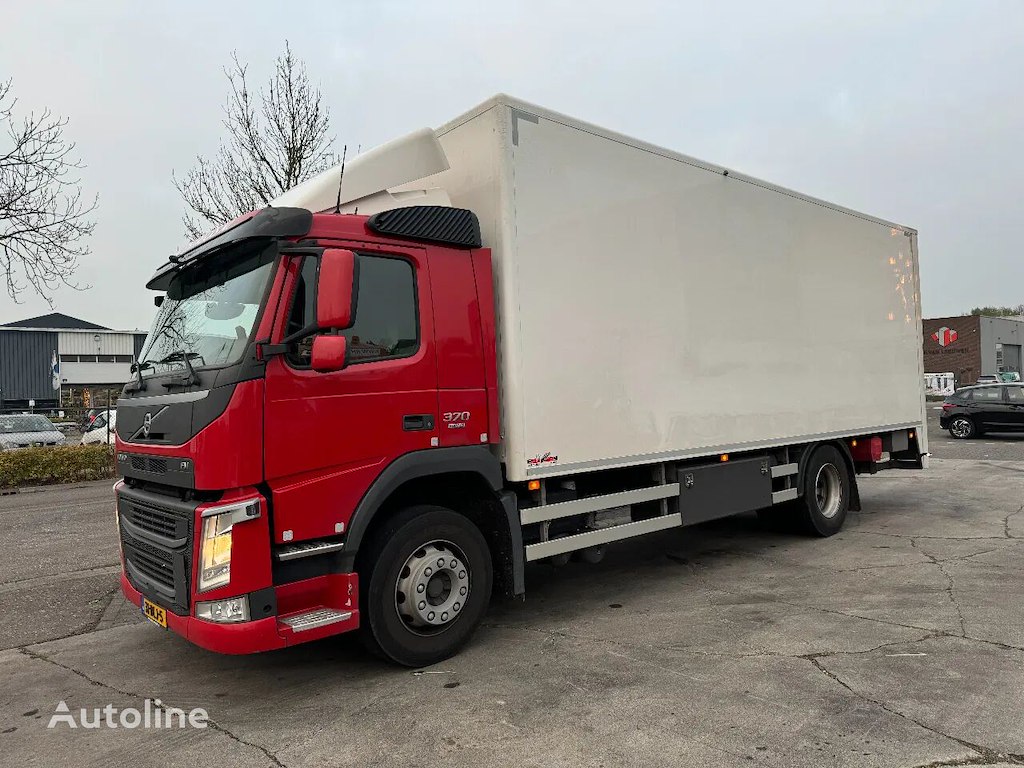 Volvo FM 370 4X2 EURO 6 DHOLLANDIA LIFT kamion furgon