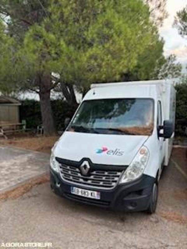 Prodaje se Renault MASTER kamion furgon na aukciji