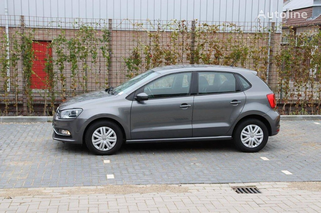 Prodaje se Volkswagen Polo sedan na aukciji